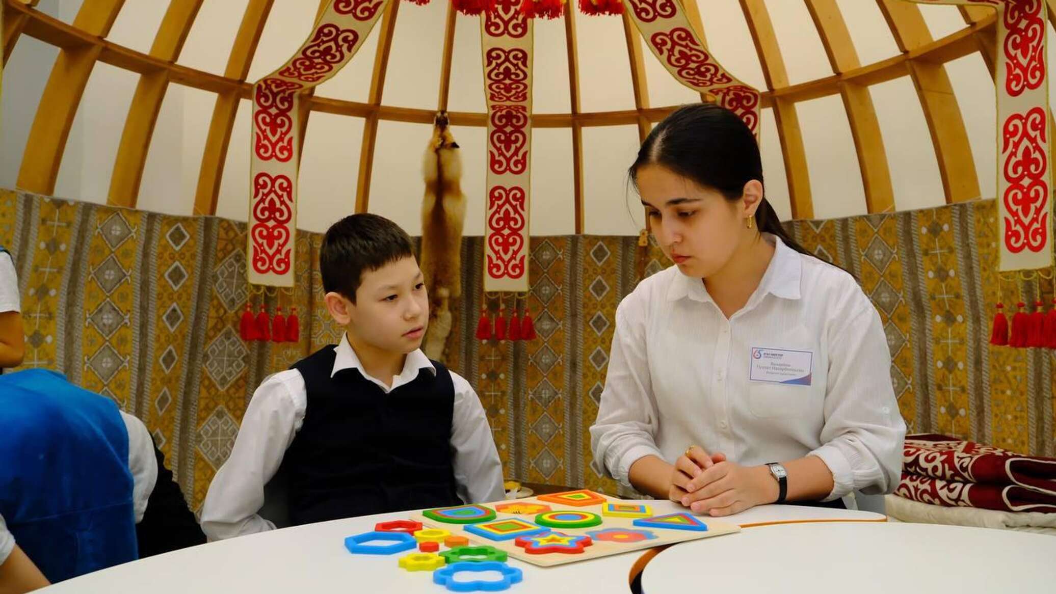 "Самрук-Казына" сделал поддержку инклюзивного образования частью ...