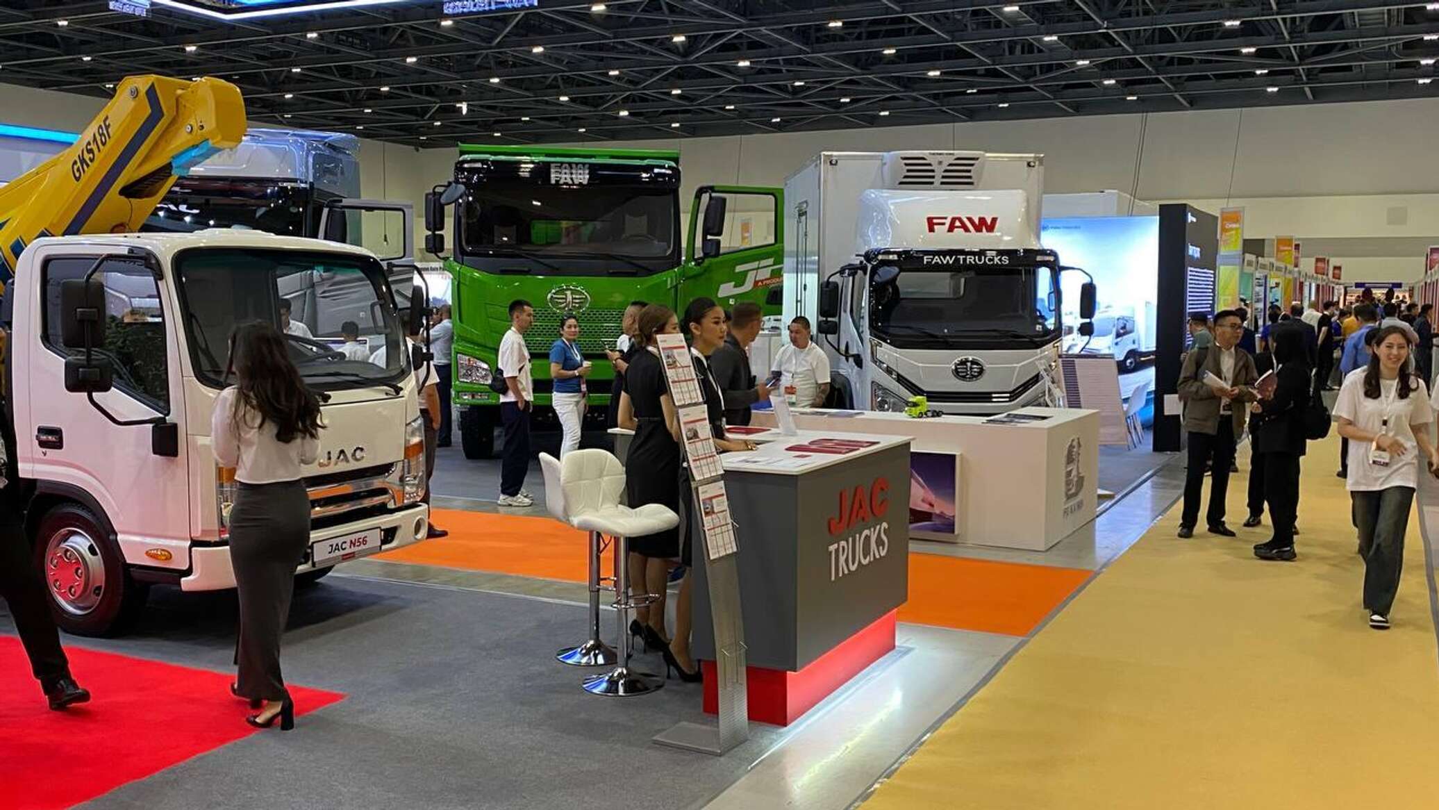 В Астане открылась международная транспортная выставка Komtrans+BUSexpo Astana 2025 - 25.06.2025 ...