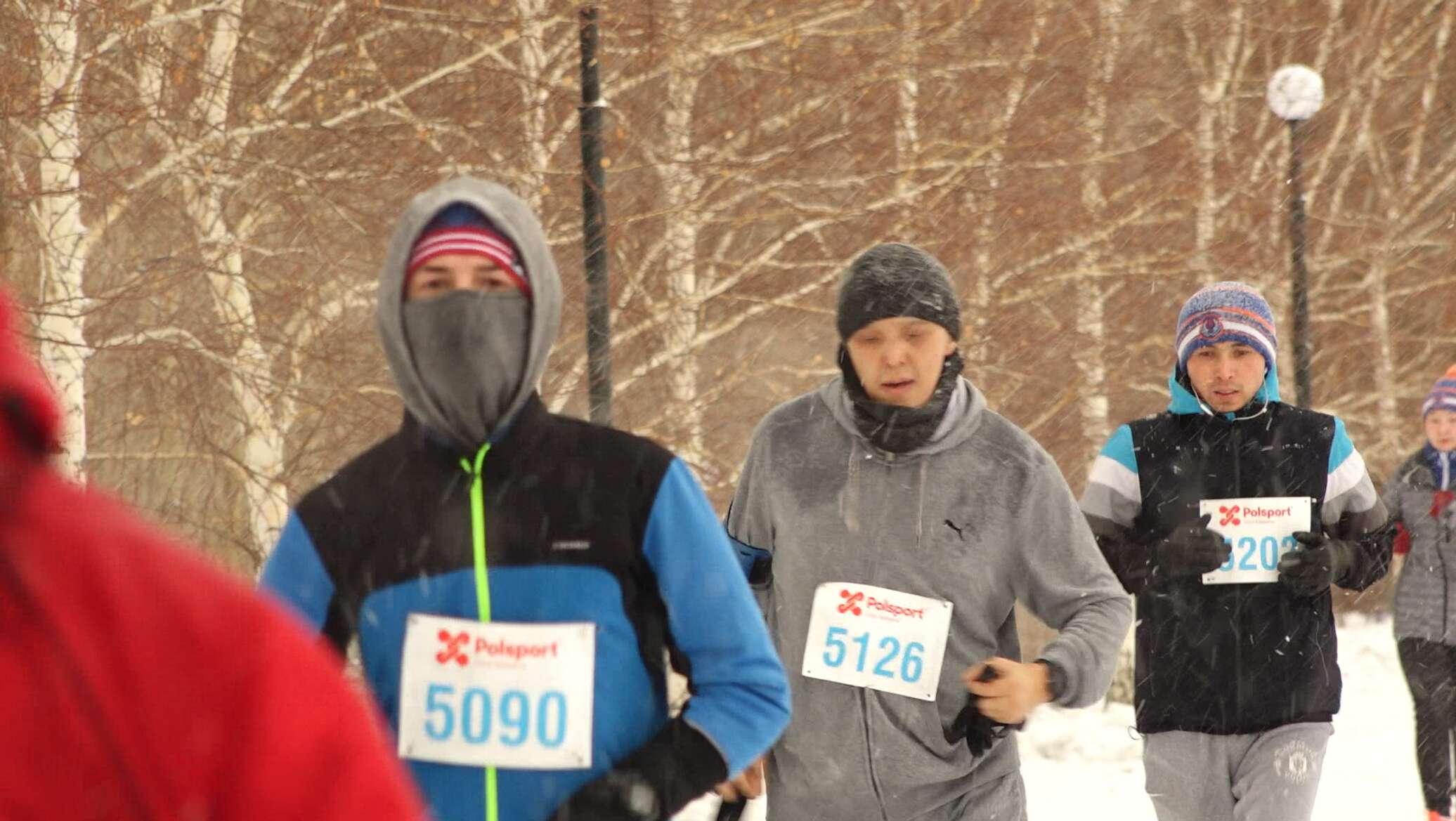 Бегом по снегу: столичные бегуны показали запредельные возможности - 25 ...